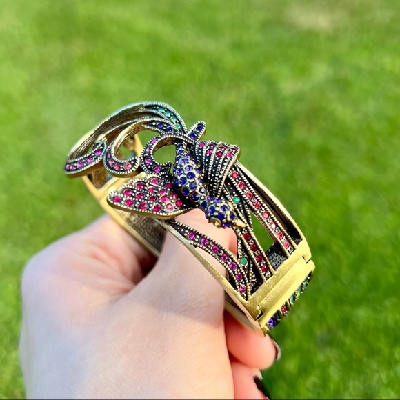 Heidi Daus | Jewelry | Heidi Daus Crystal Bird Clamper Bracelet | Poshmark